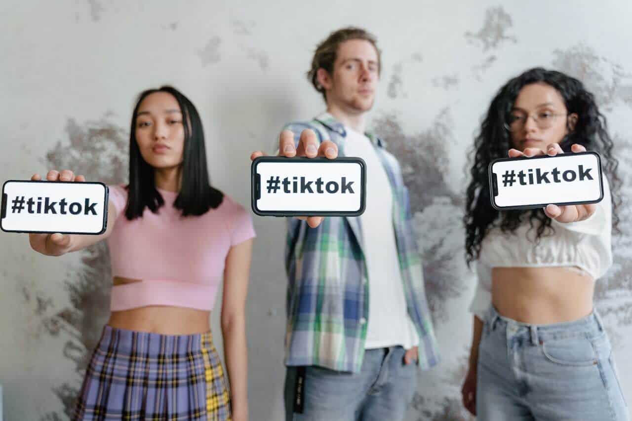 Dangers de TikTok : ce que tu dois savoir pour ton enfant!